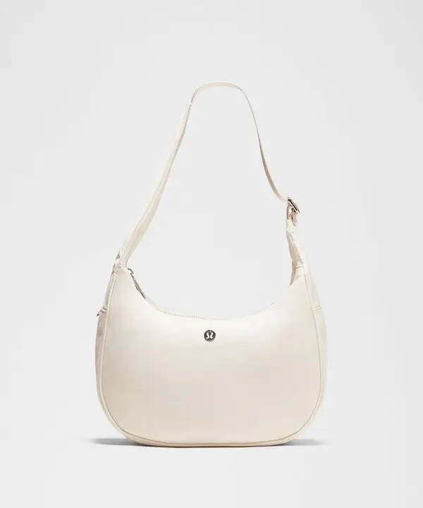 Lululemon City Essentials Shoulder Bag 4l - Light Ivory