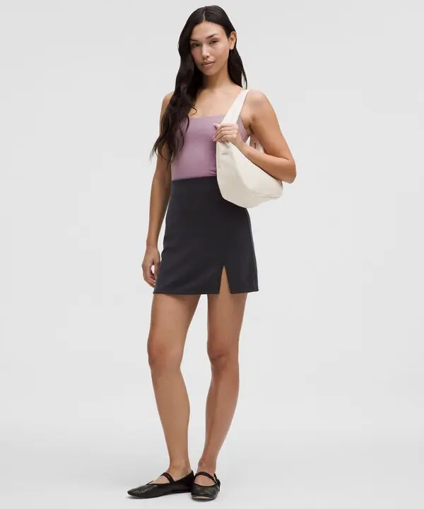Lululemon City Essentials Shoulder Bag 4l - Light Ivory