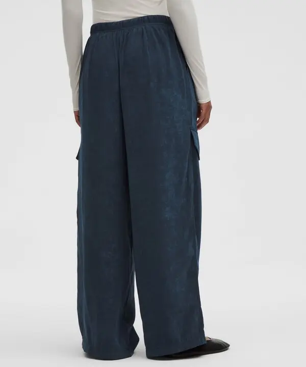 Lululemon Matte Satin Relaxed-fit Mid-rise Cargo Pant