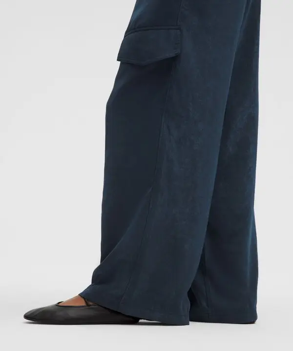 Lululemon Matte Satin Relaxed-fit Mid-rise Cargo Pant