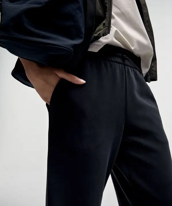 Lululemon Softstreme High-rise Straight-leg Cropped Pant