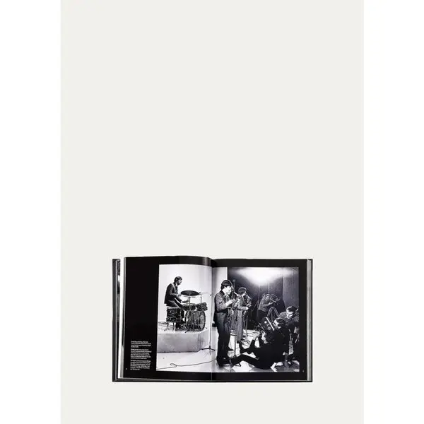 GRAPHIC IMAGE The Beatles Terry O'neill: The Definitive Collection" Leather-bound Book