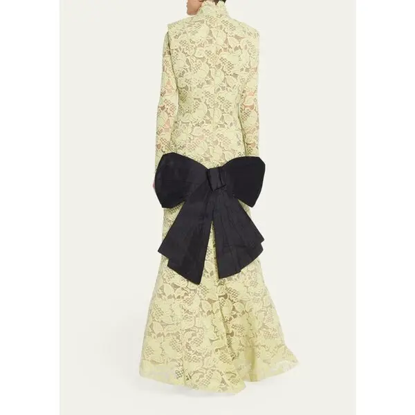 Marc Jacobs Sculptural Lace Long-sleeve Bow Trumpet Gown