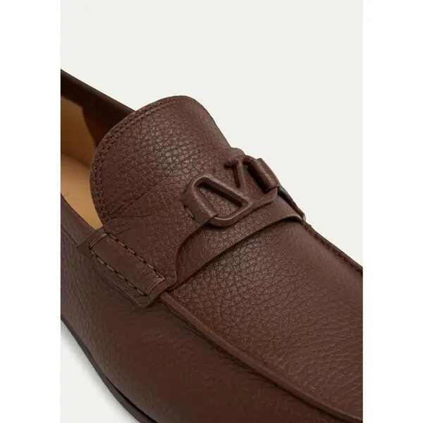 Valentino Garavani V-logo Grained Leather Loafers
