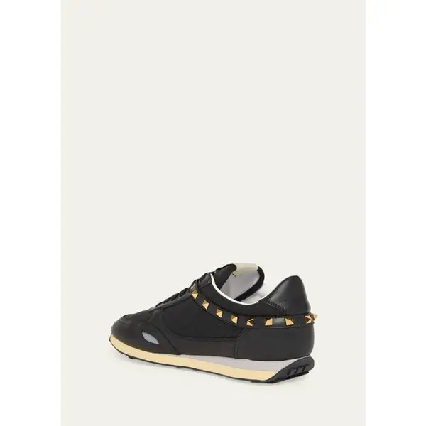 Valentino Garavani Stud Up Low-top Sneakers