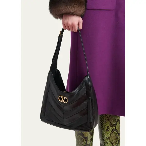 Valentino Garavani Medium Chevron Leather Hobo Bag - Nero
