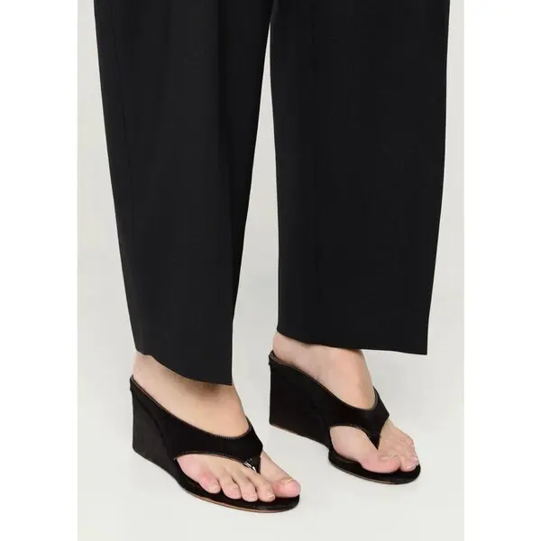 Alaïa 75mm Cube Calf Hair Thong Sandals