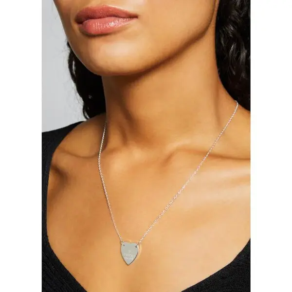 Gucci Engraved Heart Trademark Necklace