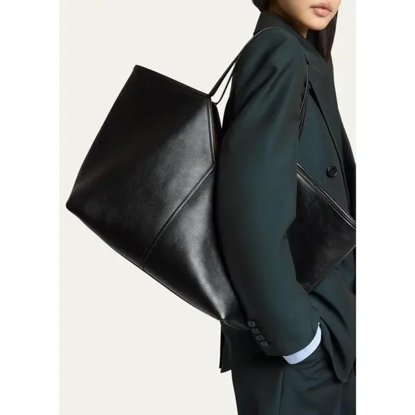 Saint Laurent Y Slim Tote Bag In Leather - Black