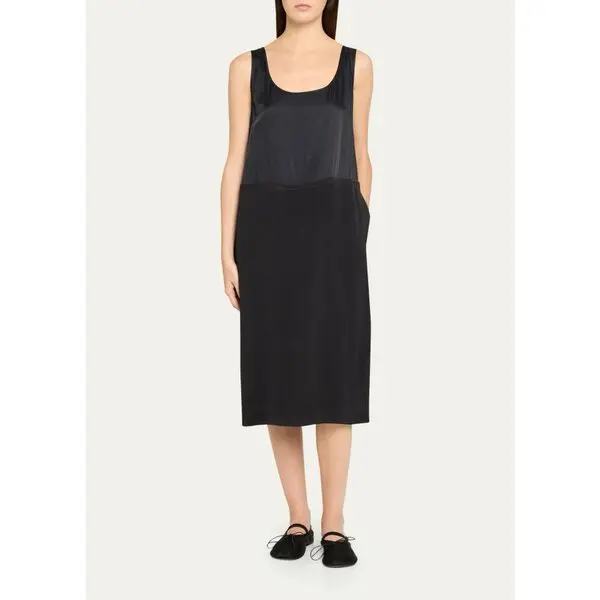 6397 Weighted Scoop Dress