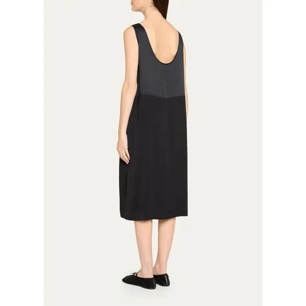 6397 Weighted Scoop Dress