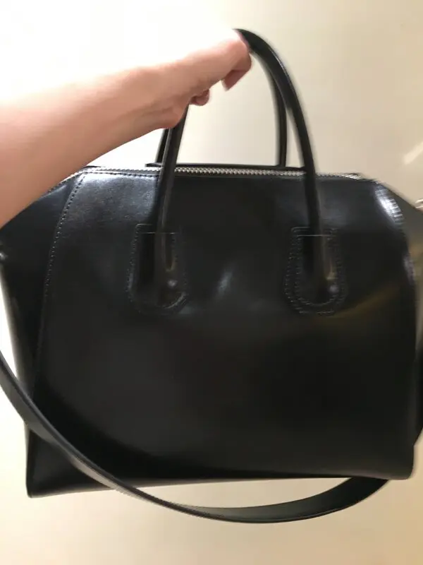 Givenchy Medium Antigona Bag