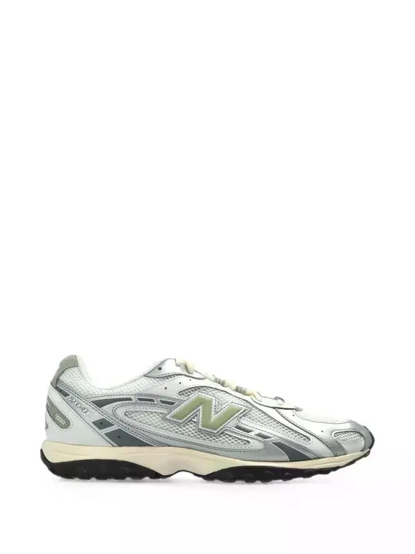 NEW BALANCE 204l Shoes - Silver