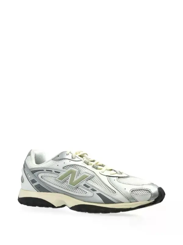 NEW BALANCE 204l Shoes