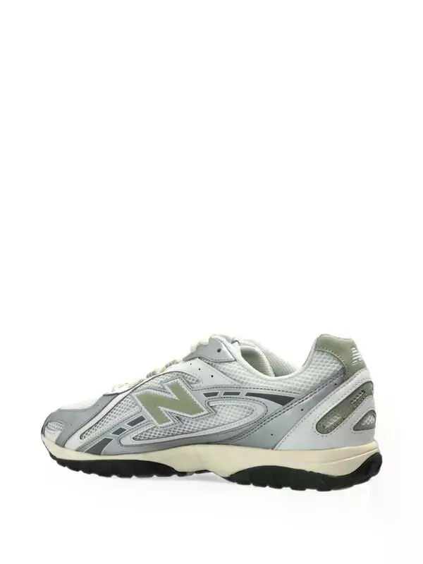 NEW BALANCE 204l Shoes