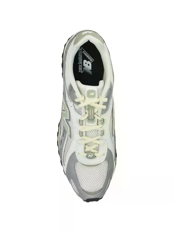 NEW BALANCE 204l Shoes - Silver