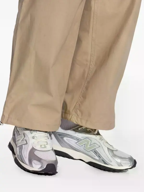 NEW BALANCE 204l Shoes - Silver