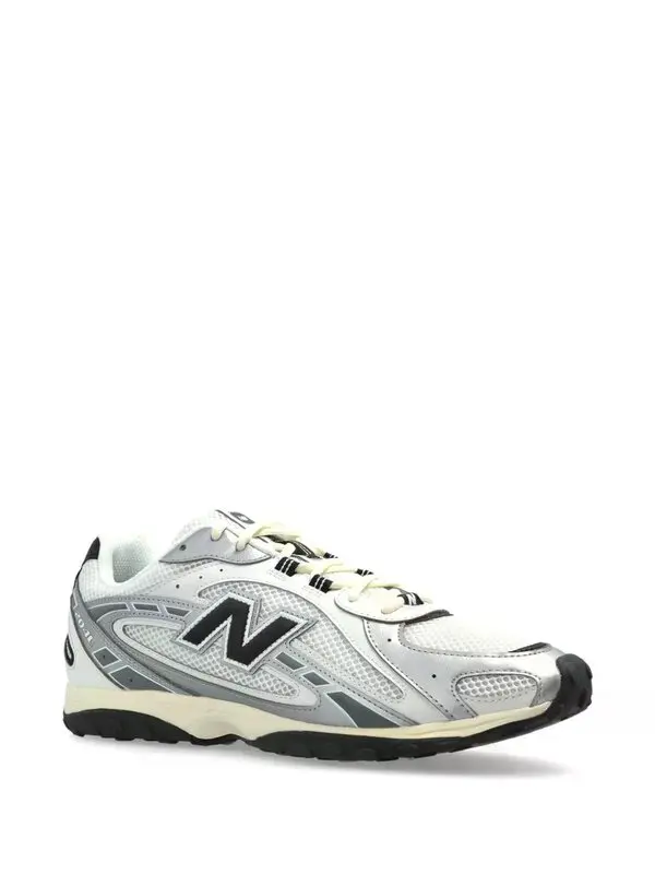NEW BALANCE 204l Sneakers - Silver