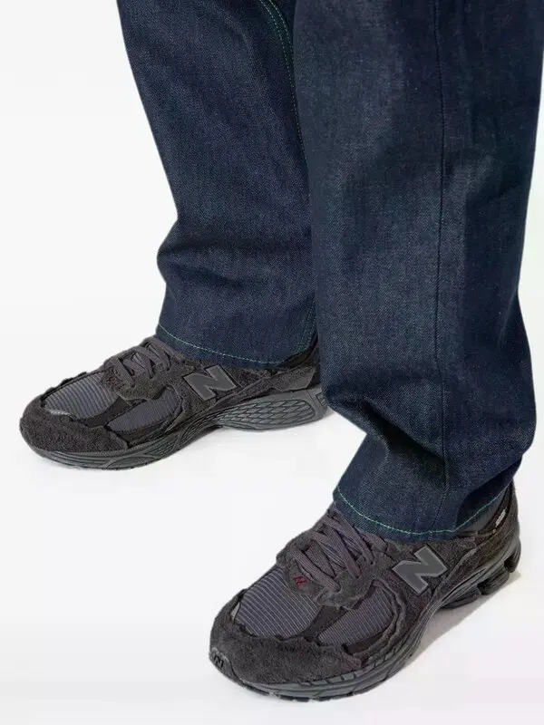 NEW BALANCE 2002r Protection Pack Sneakers