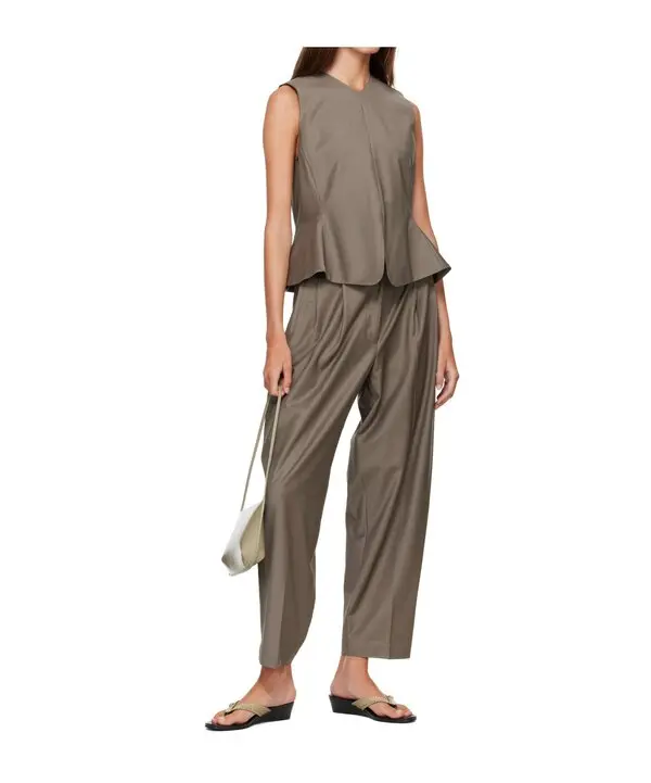 CORDERA Virgin Wool Masculine Barrel Trousers