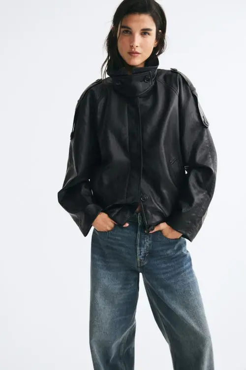 H&M Oversized Coated Jacket - Black