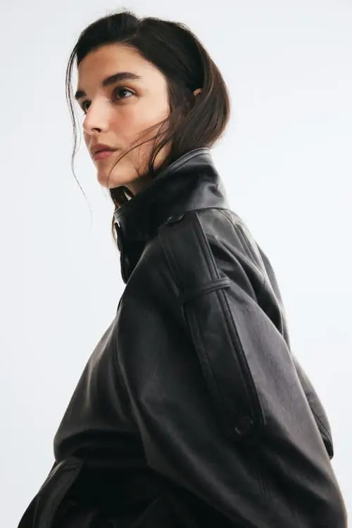 H&M Oversized Coated Jacket - Black