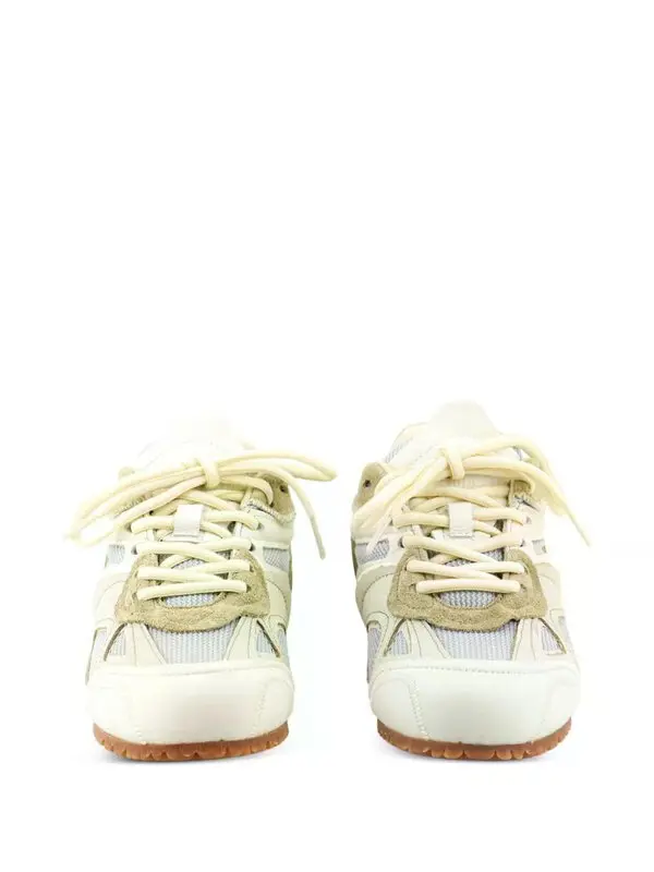Axel Arigato Slow Runner Round-toe Low-top Sneakers