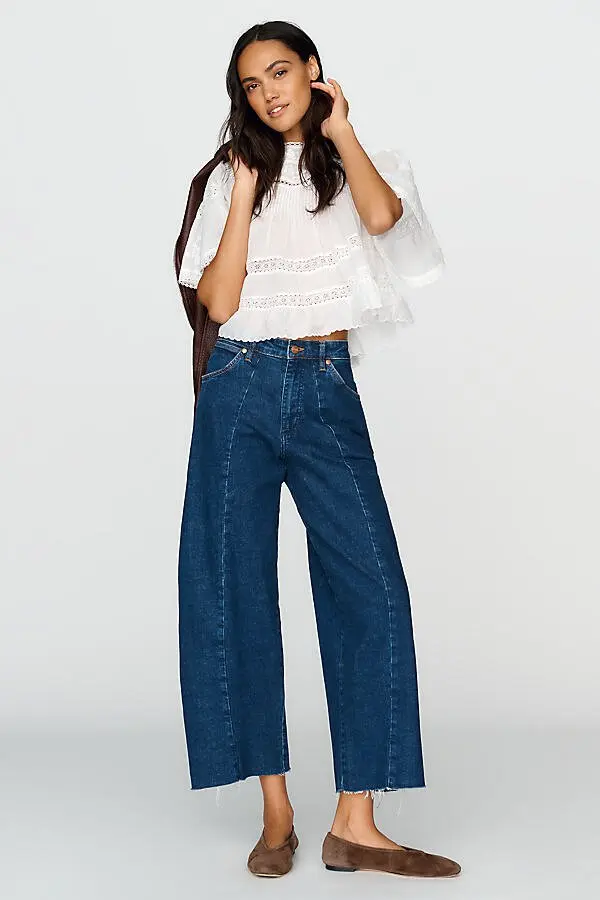 Wrangler High Rise Cowboy Barrel Jeans