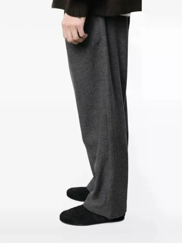 STILL BY HAND Pleated Wide-leg Trousers