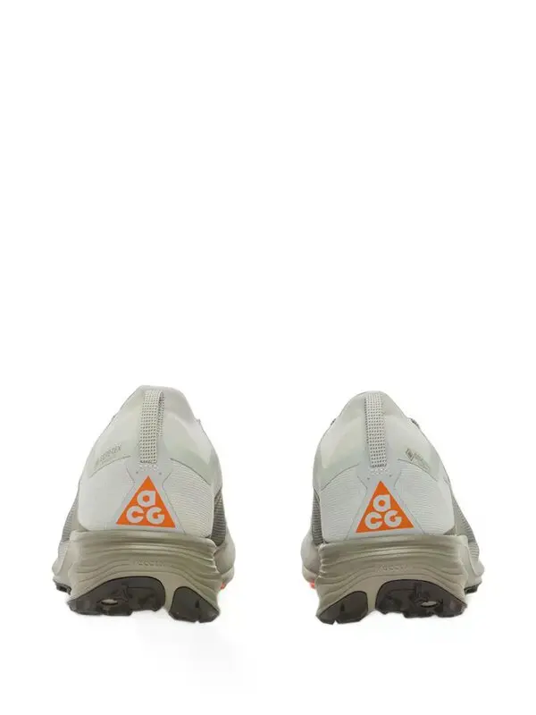 Nike Pegasus Trail Gore-tex Sneakers