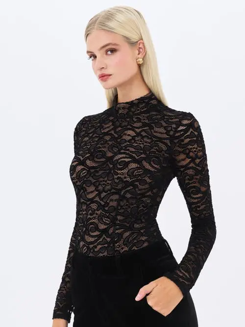 MISS CIRCLE NEW YORK Quenisa Chenille Lace Long Sleeve Bodysuit