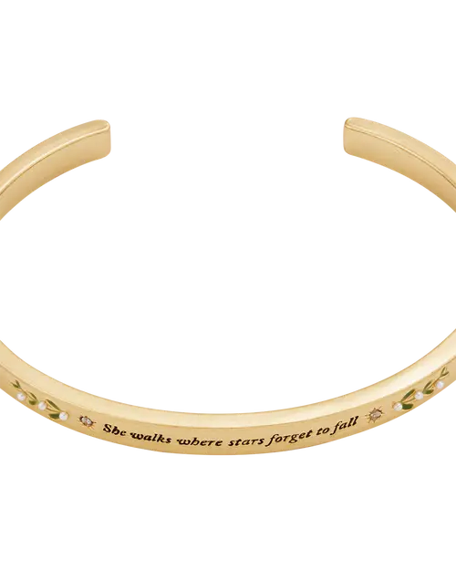 FABLE ENGLAND Niva Mistletoe Pearl Bangle - Gold