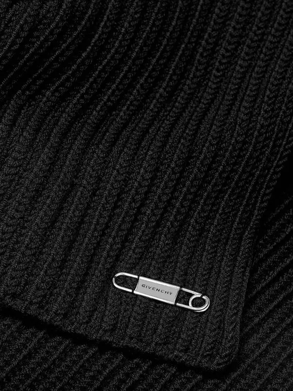 Givenchy Scarf In Wool With Pin - Black