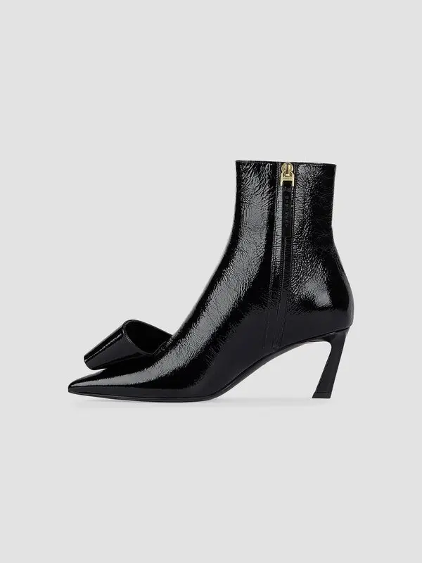 Givenchy Twisted Ribbon Ankle Boots In Shiny Naplack Leather - Black