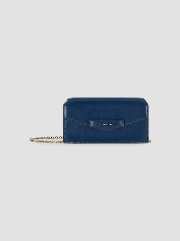 Givenchy Antigona Wallet With Chain In Box Leather - Saphir Blue