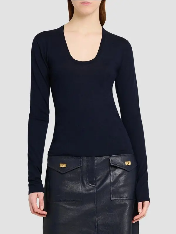 FERRAGAMO Extra-fine Wool Seamless Scoopneck Sweater