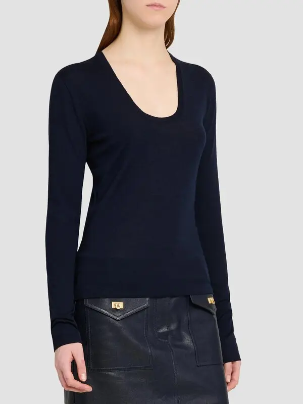 FERRAGAMO Extra-fine Wool Seamless Scoopneck Sweater