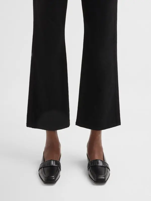 Manolo Blahnik Minoffa Leather Loafers