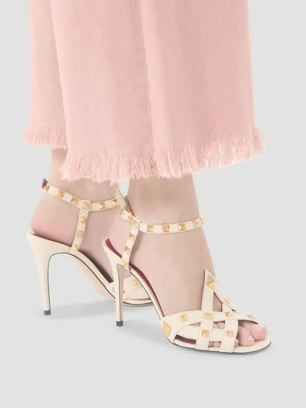 Valentino Garavani Studdy 100mm Kidskin Sandals - Ivory