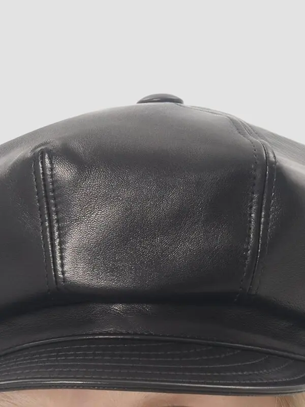 Valentino Garavani Vlogo Signature Leather Cap
