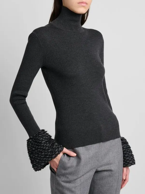 Alexander McQueen Wool Rib-knit Scalloped-cuff Top