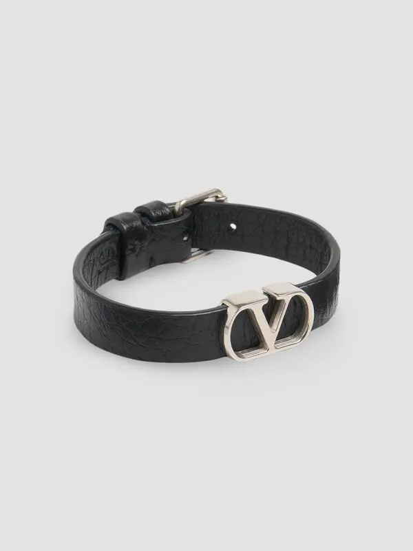 Valentino Garavani Vlogo Signature Grainy Calfskin Bracelet