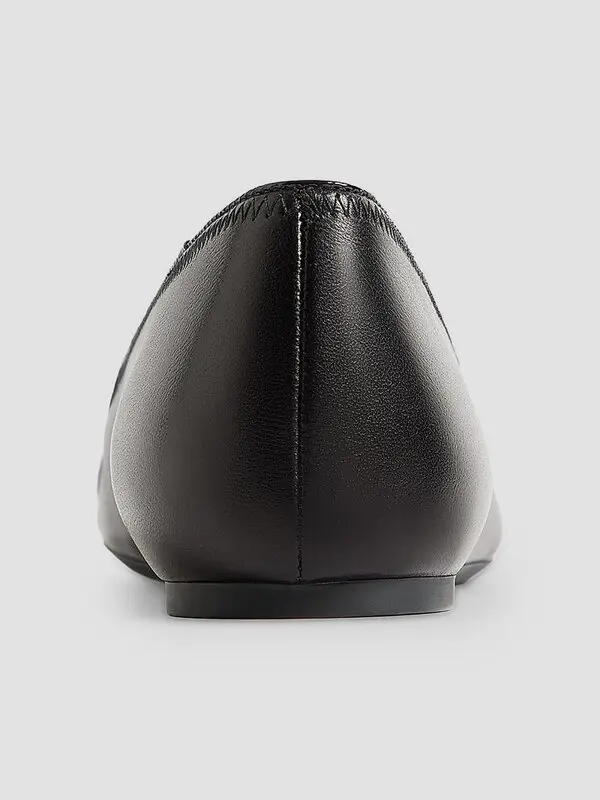Valentino Garavani Vlogo Signature In Nappa 05mm Ballerinas - Black