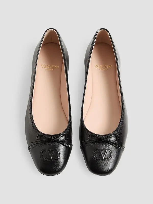 Valentino Garavani Vlogo Signature In Nappa 05mm Ballerinas - Black