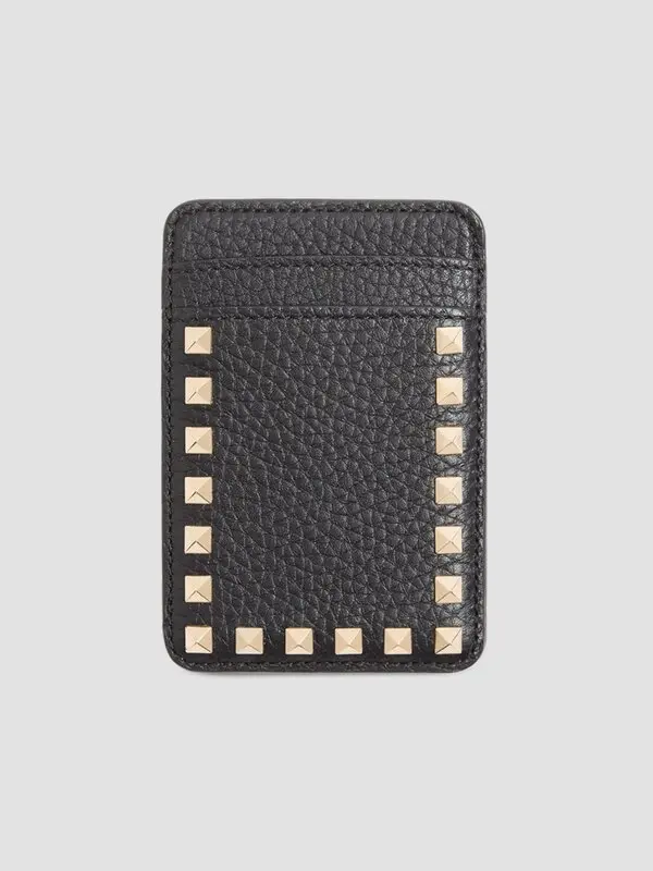 Valentino Garavani Rockstud Magnetic Cardholder In Grainy Calfskin - Black