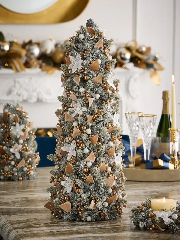 SALZBURG CREATIONS Winter Wonderland Tree/24