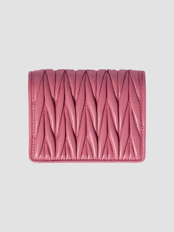 Miu Miu Small Matelassé Nappa Leather Wallet - Pink