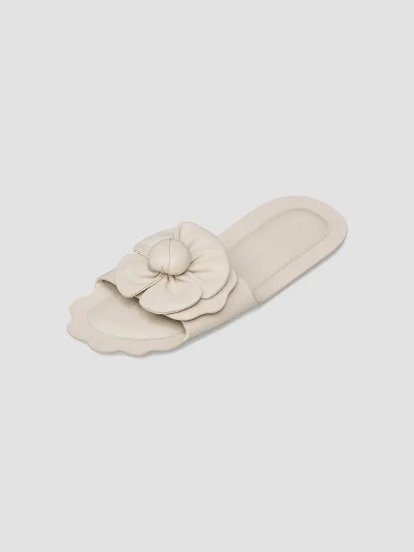 Marc Jacobs The Daisy Flower-appliqué Leather Sandals - Cloud White