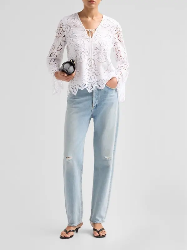 TOCCIN Halina Broderie Anglaise Tieneck Blouse