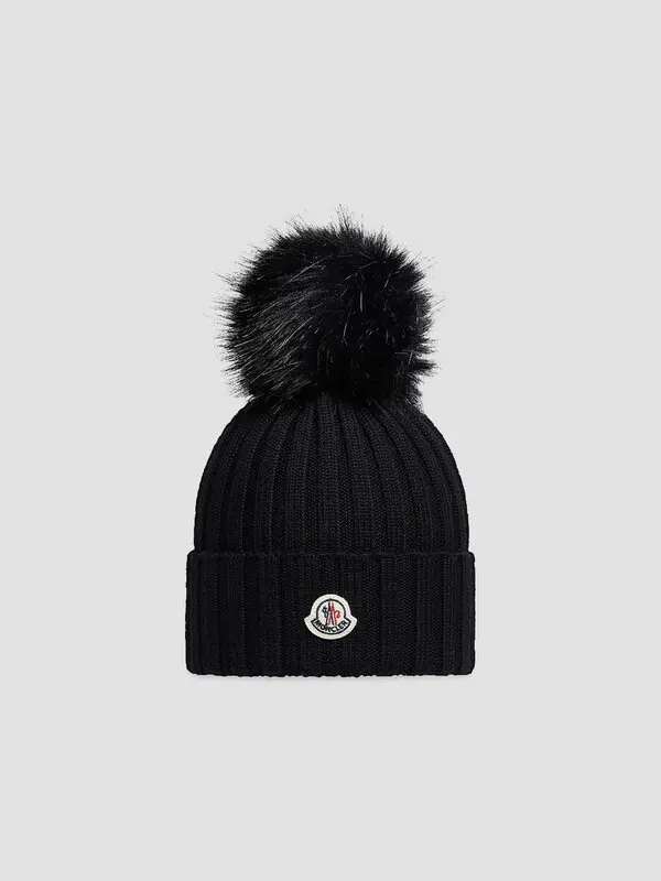 Moncler Beanie Hat In Wool - Black